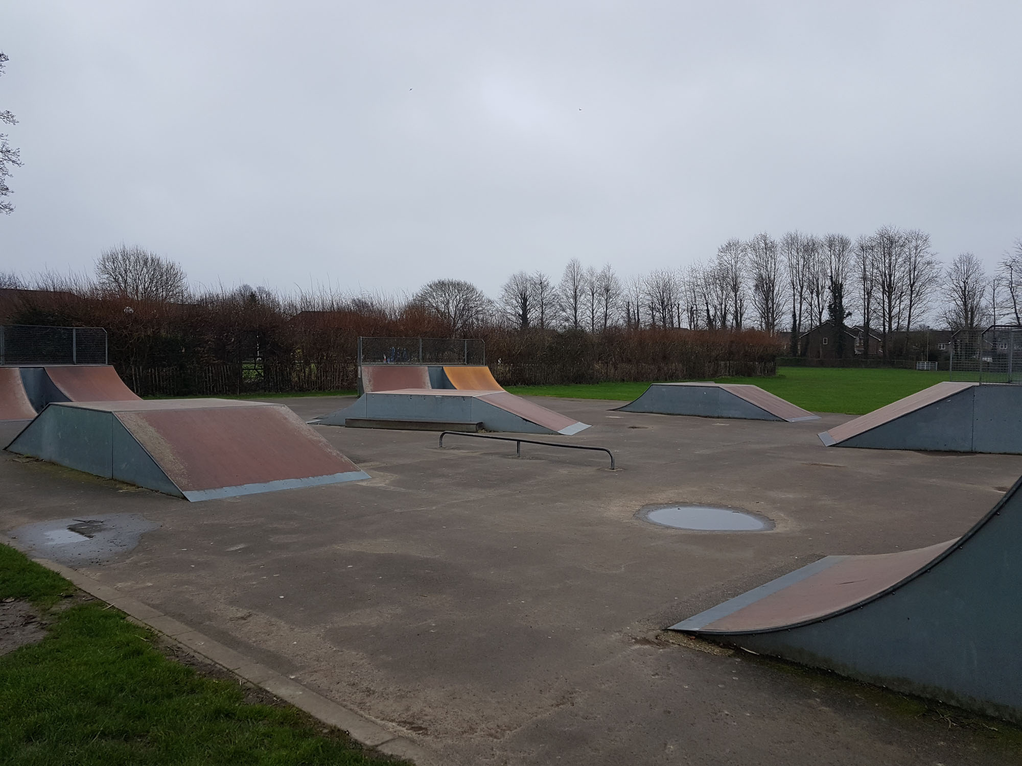 Denmead Skatepark - Guide to Denmead's KGV Skatepark